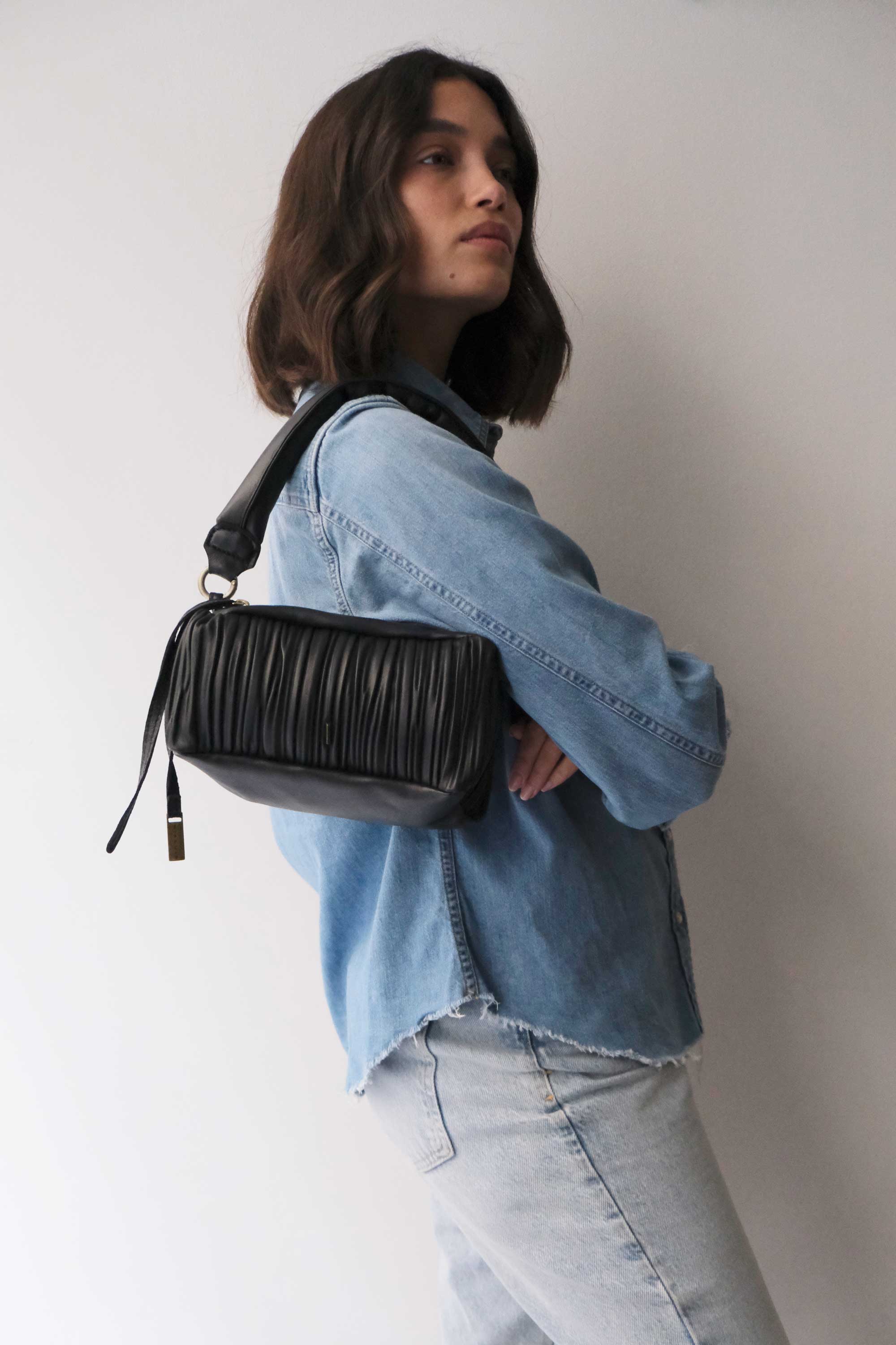 Bobo mini in black pleated leather nappa - Made in Italy - – Mialuis